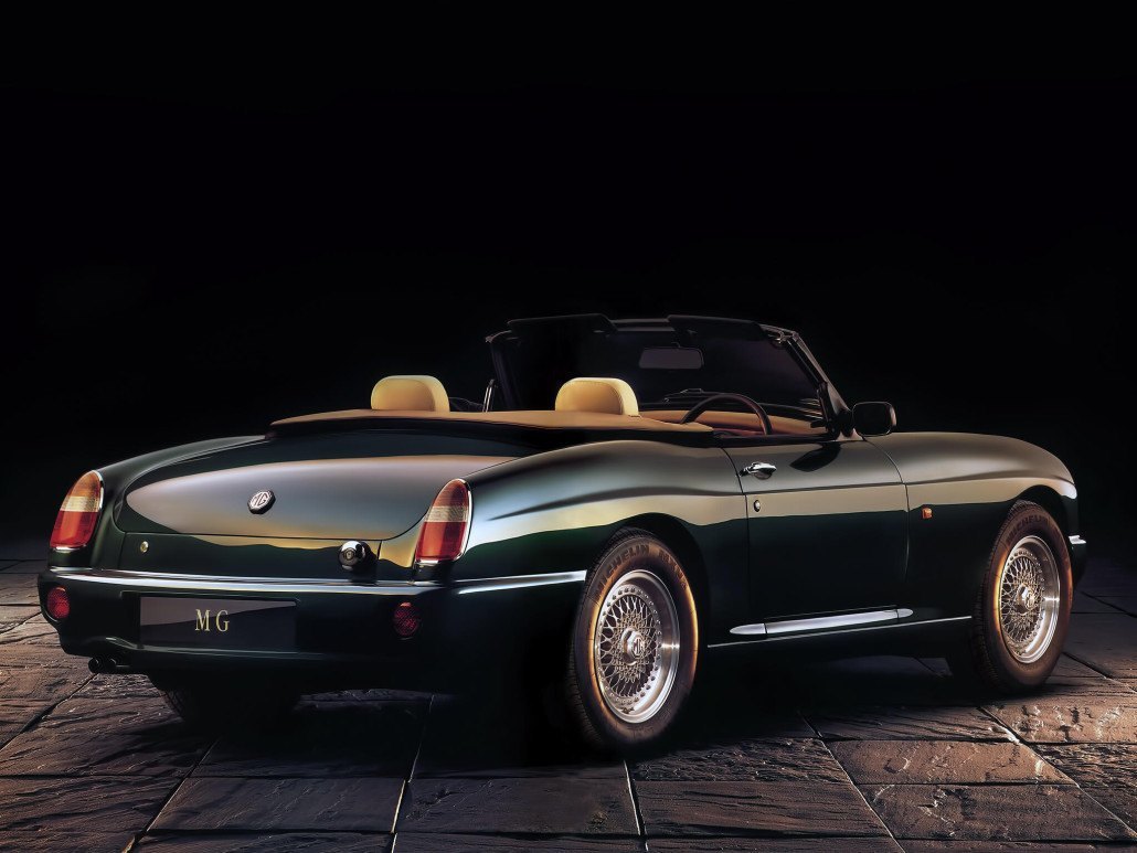 MG RV8 | Évolutions et caractéristiques | Auto Forever