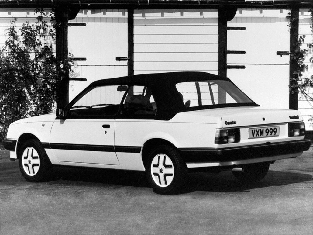 Vauxhall Cavalier convertible Hammond & Thiede vue AR 1986-1988 – photo ...