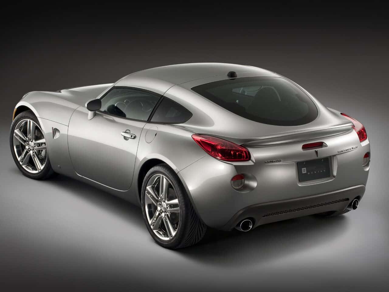 Pontiac Solstice coupé | Évolutions et caractéristiques | Auto Forever