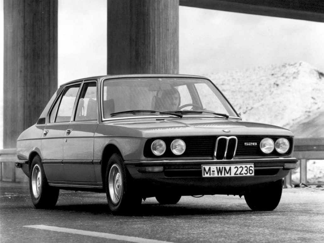 BMW E12 | Évolutions et caractéristiques | Auto Forever