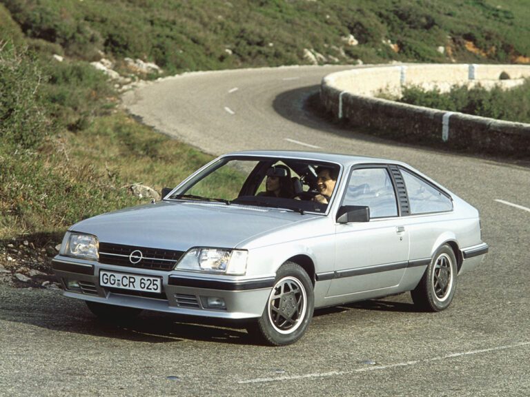 Opel Monza | Évolutions et caractéristiques | Auto Forever
