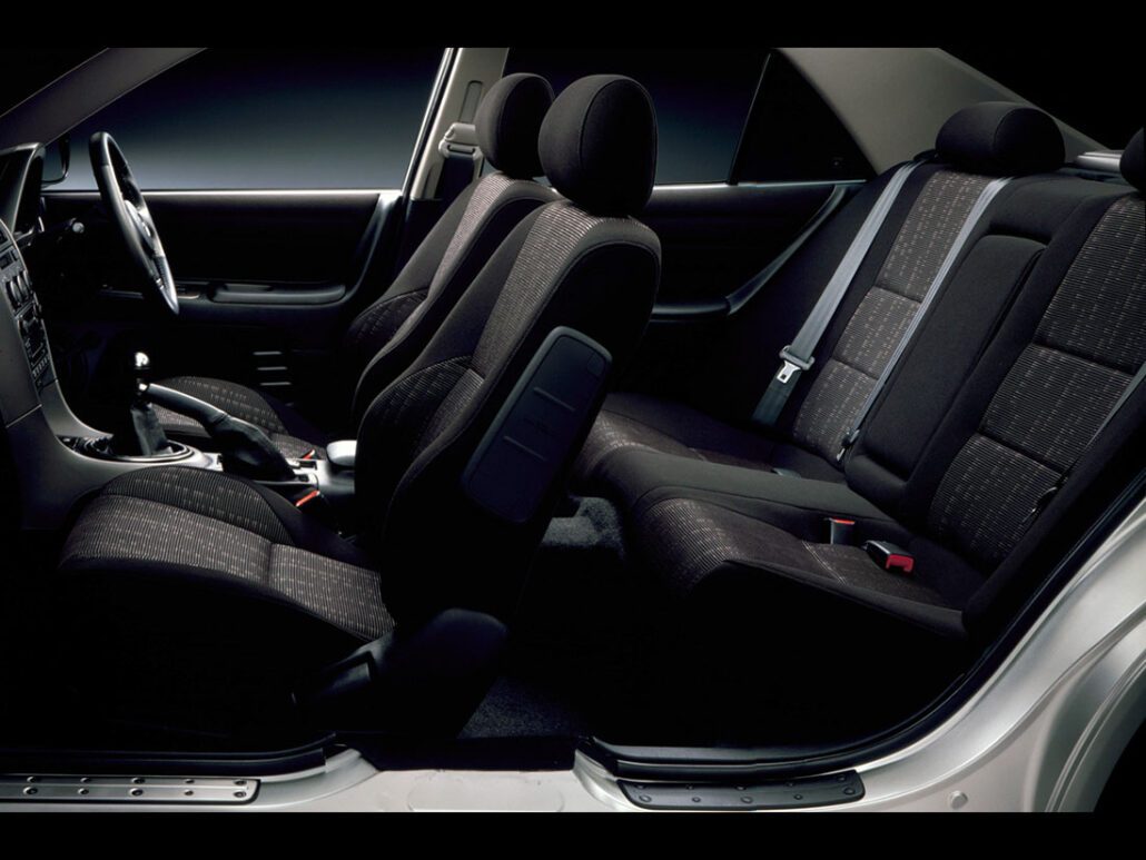 Toyota Altezza | Évolutions et caractéristiques | Auto Forever