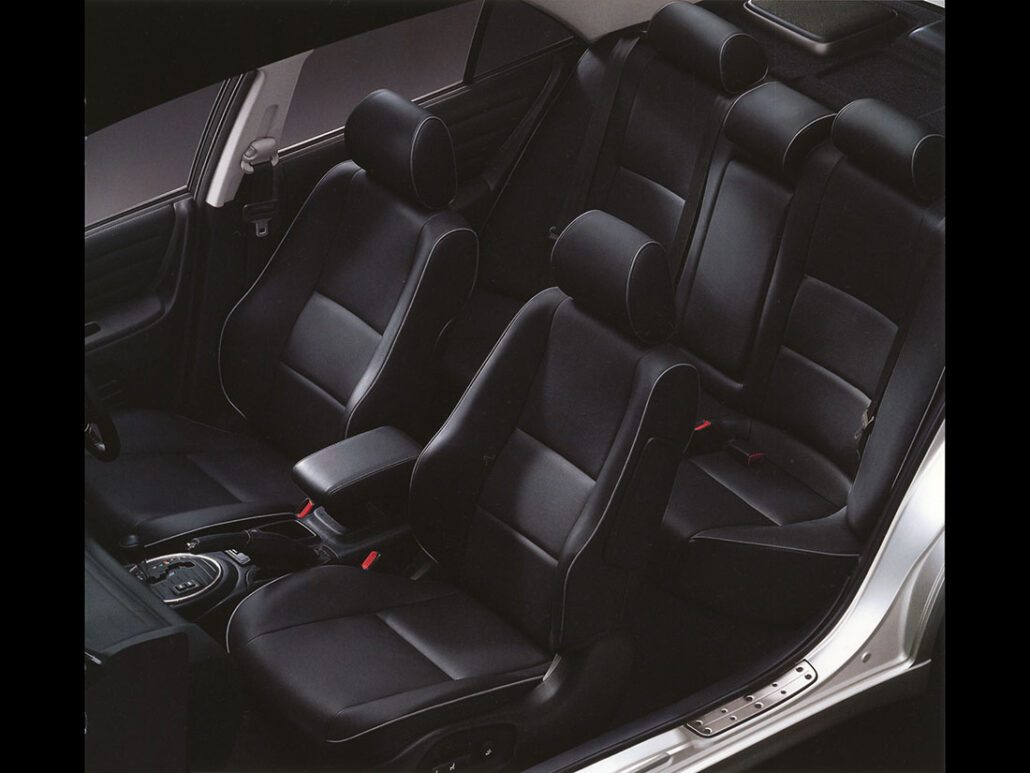 Toyota Altezza | Évolutions et caractéristiques | Auto Forever