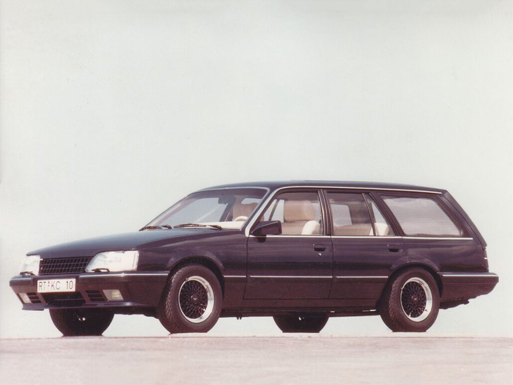 Opel Senator A | Évolutions et caractéristiques | Auto Forever