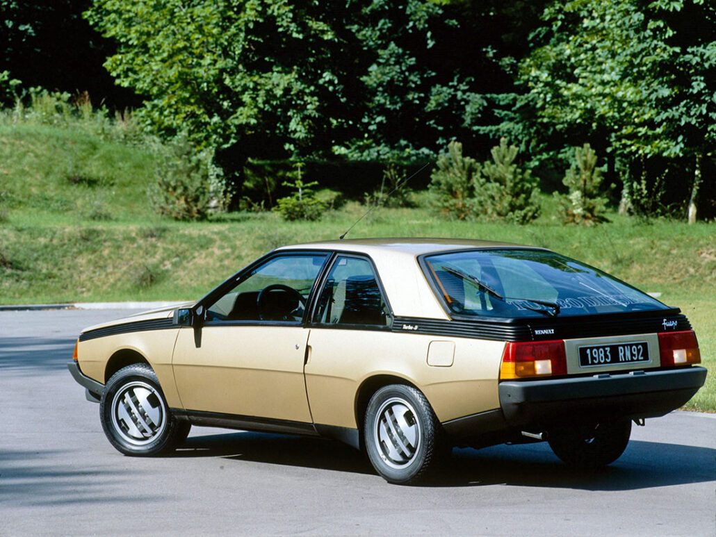 Renault Fuego | Évolutions et caractéristiques | Auto Forever